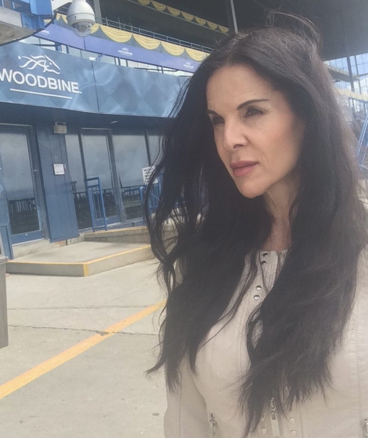 One on One Q and A with Dawn Lupul - Past The Wire