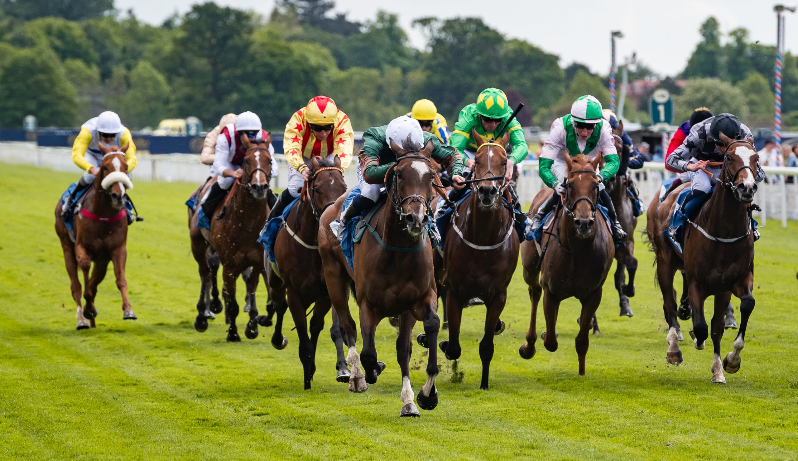 June - A brief overview of a golden month in British racing - Past The Wire