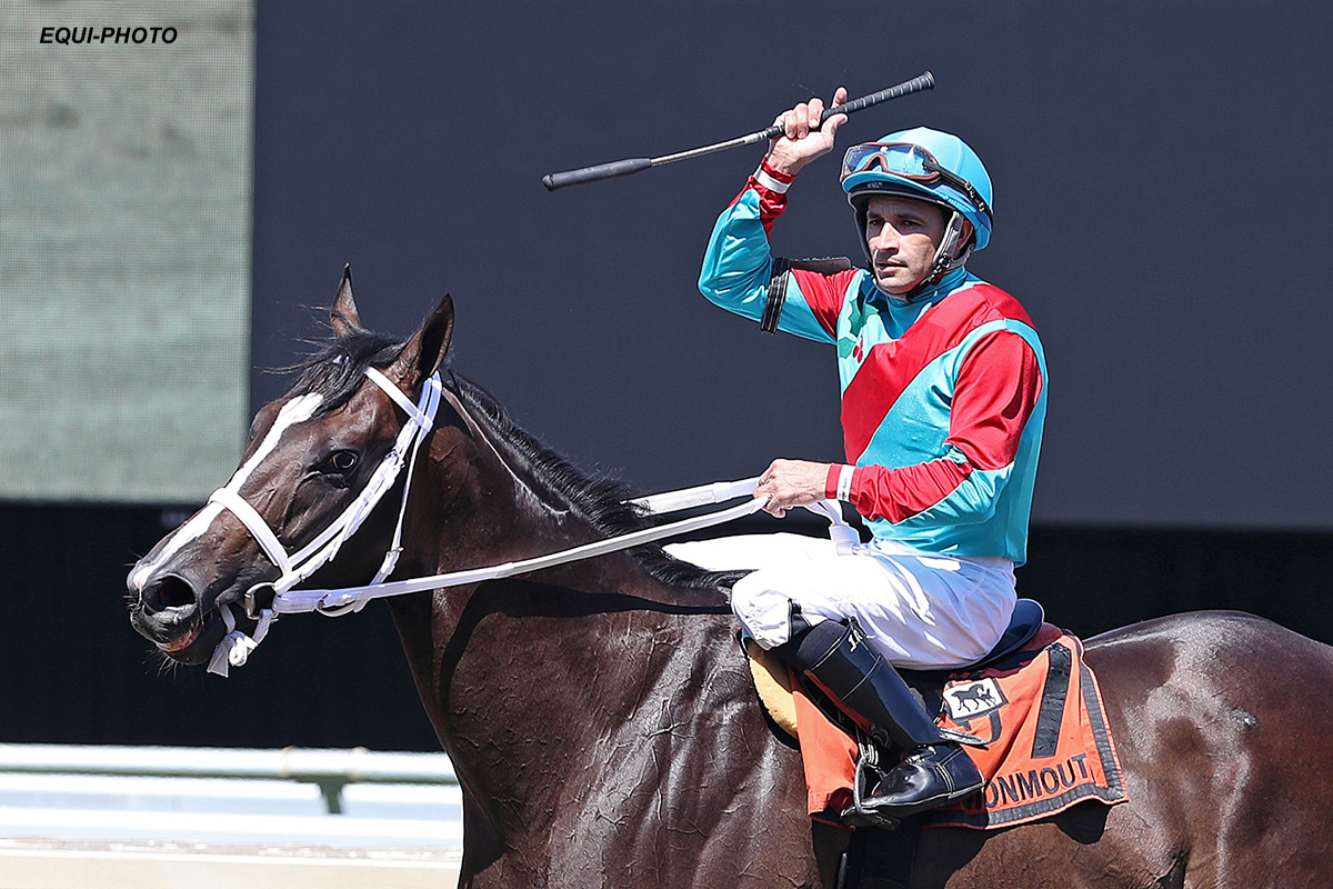 Jockey Rendon Defies Conventional Approach - Past The Wire