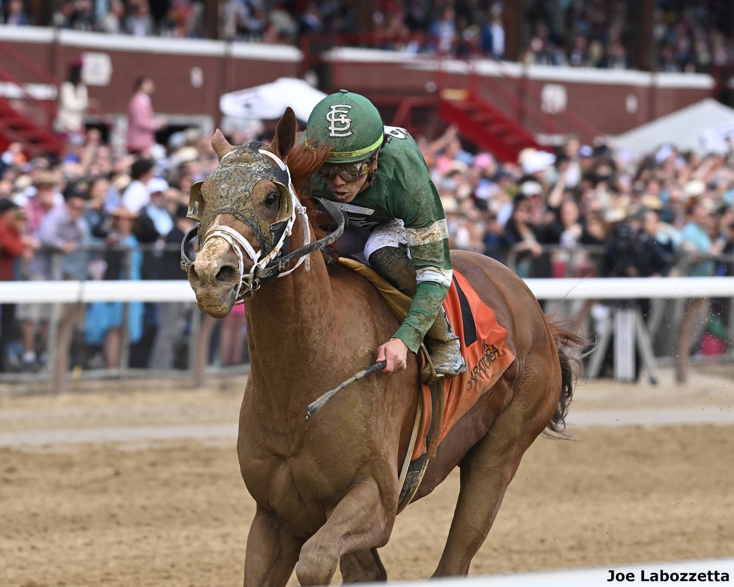 Crupi Scores in Thrilling Renewal of G2 Suburban - Past The Wire