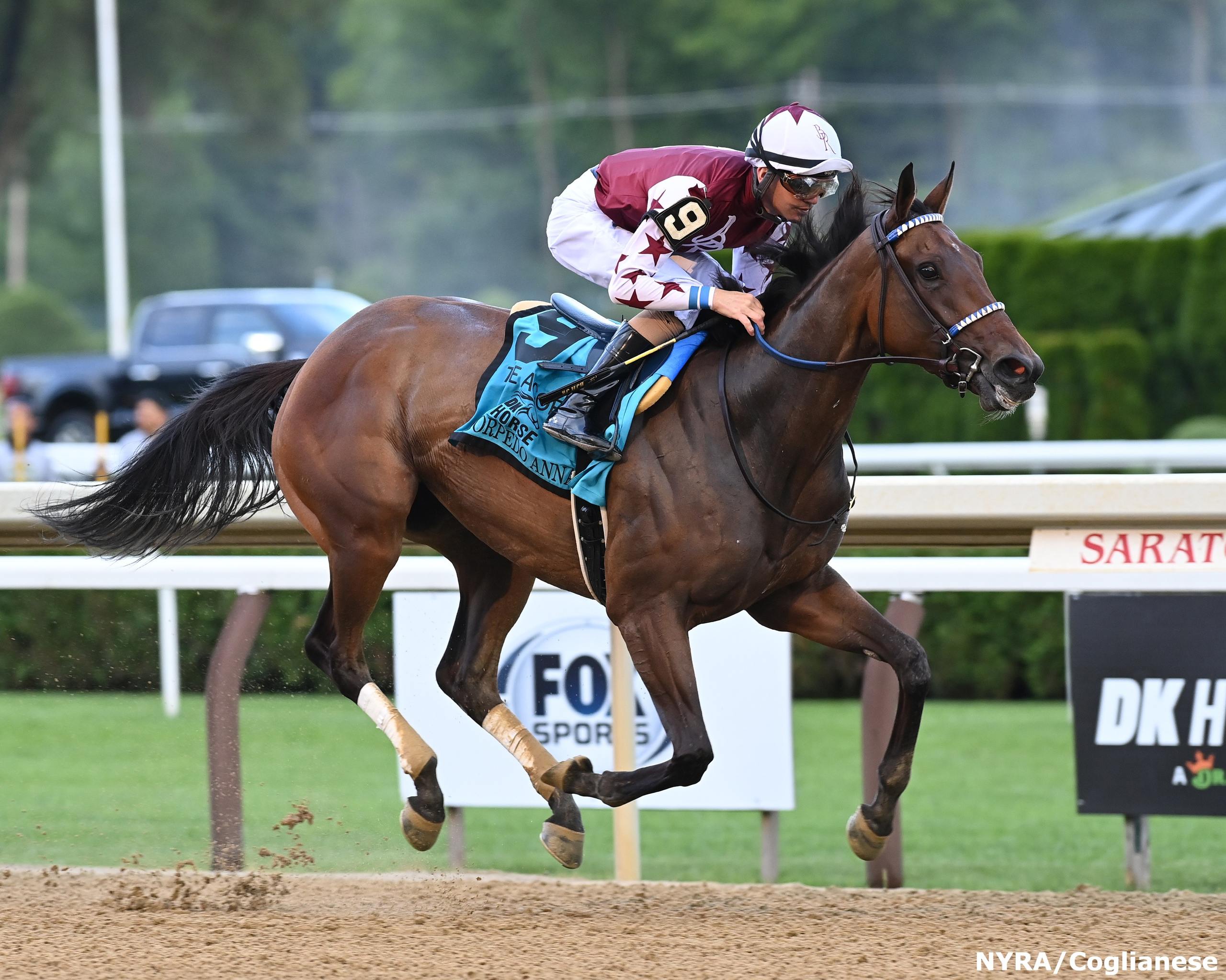 Thorpedo Anna Ready to Rumble in G1 CCA Oaks - Past The Wire
