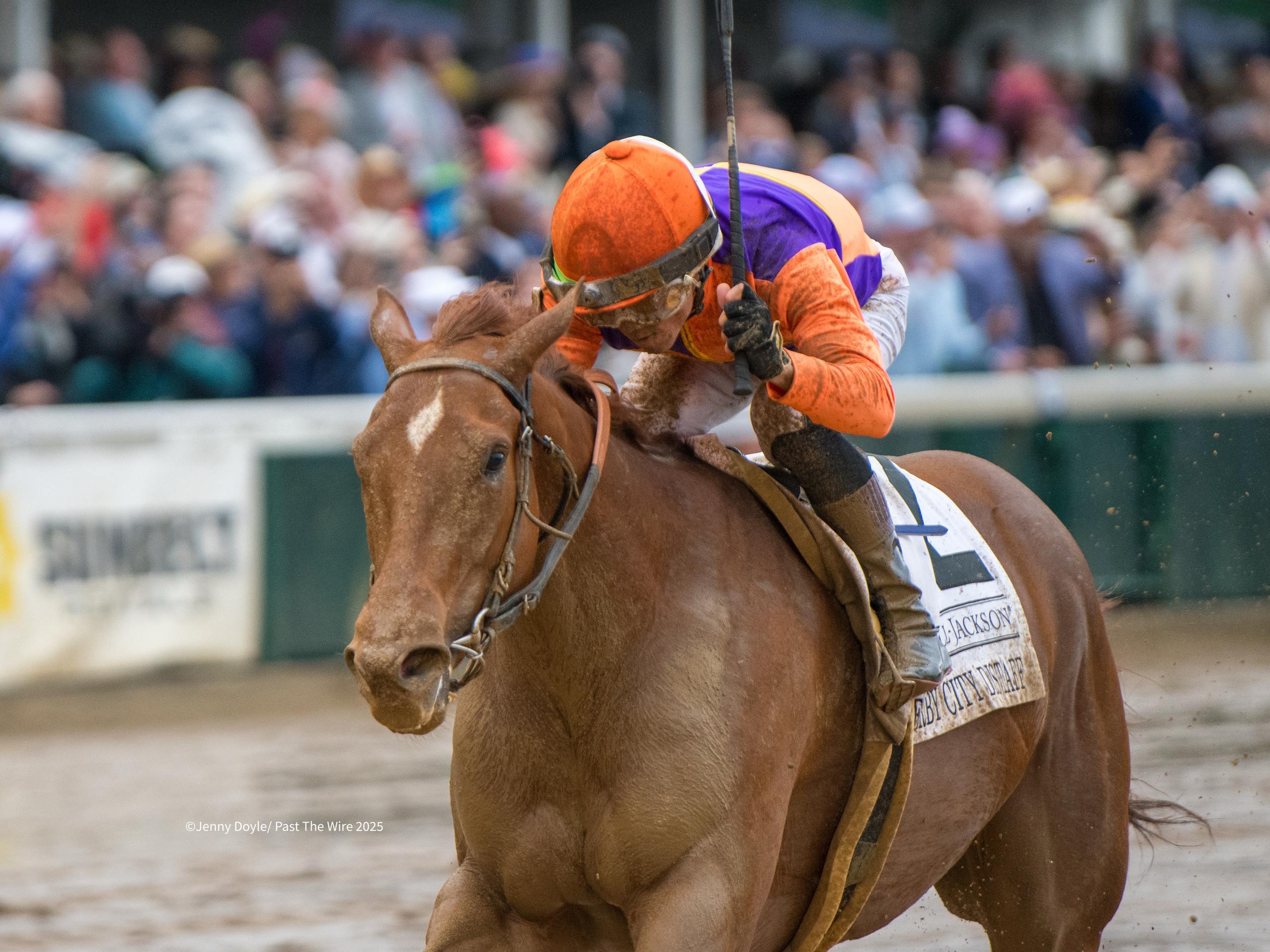 Kopion Asserts Authority in G1 Derby City Distaff - Past The Wire