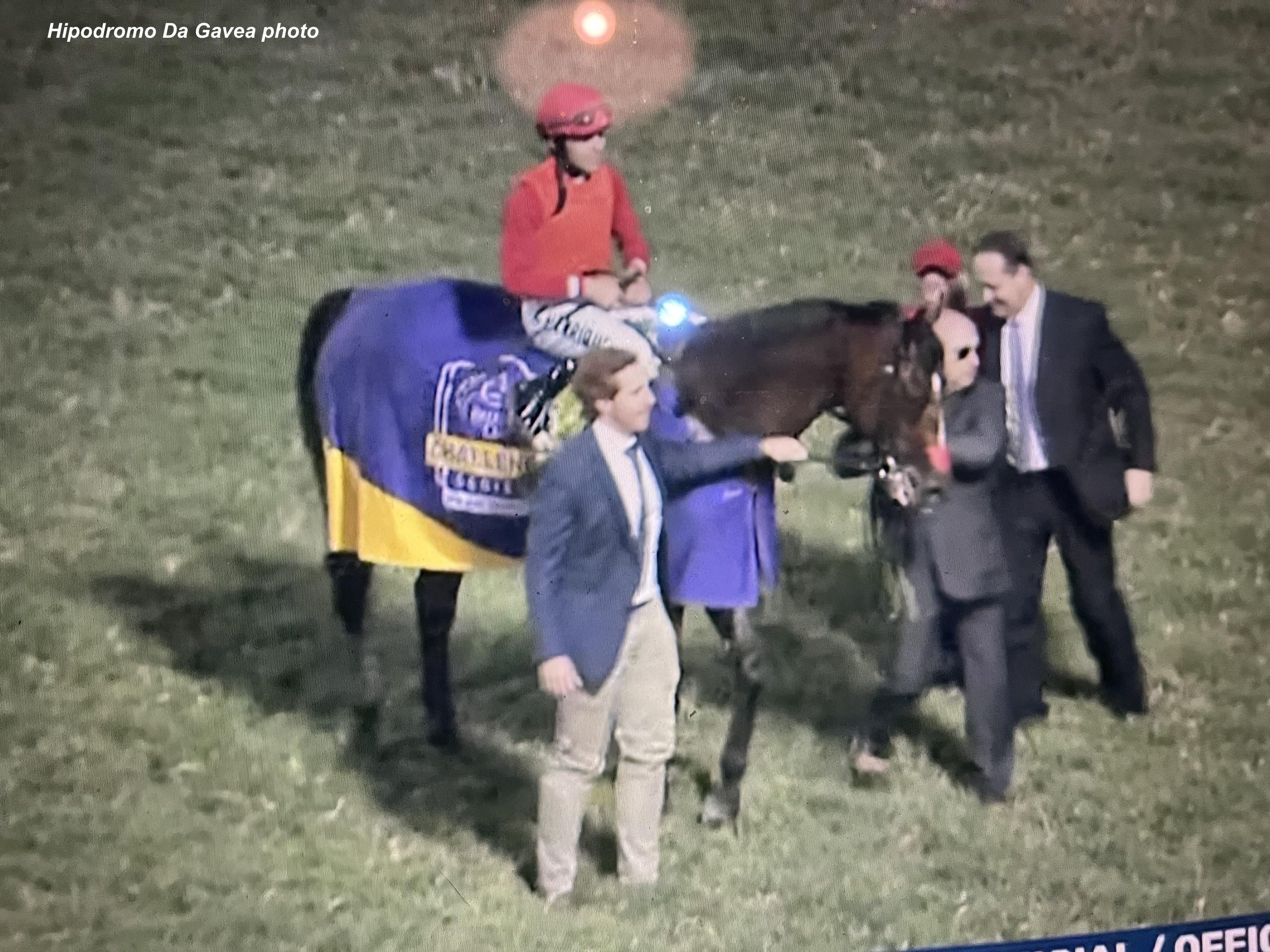 Sinsel Powers in Grande Premio Brasil - Past The Wire