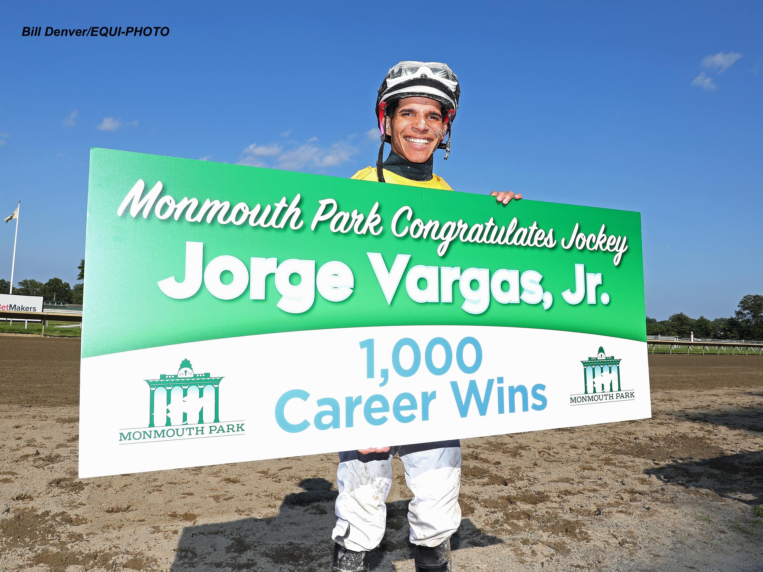 Jockey Vargas Jr. Records Career 1,000th - Past The Wire