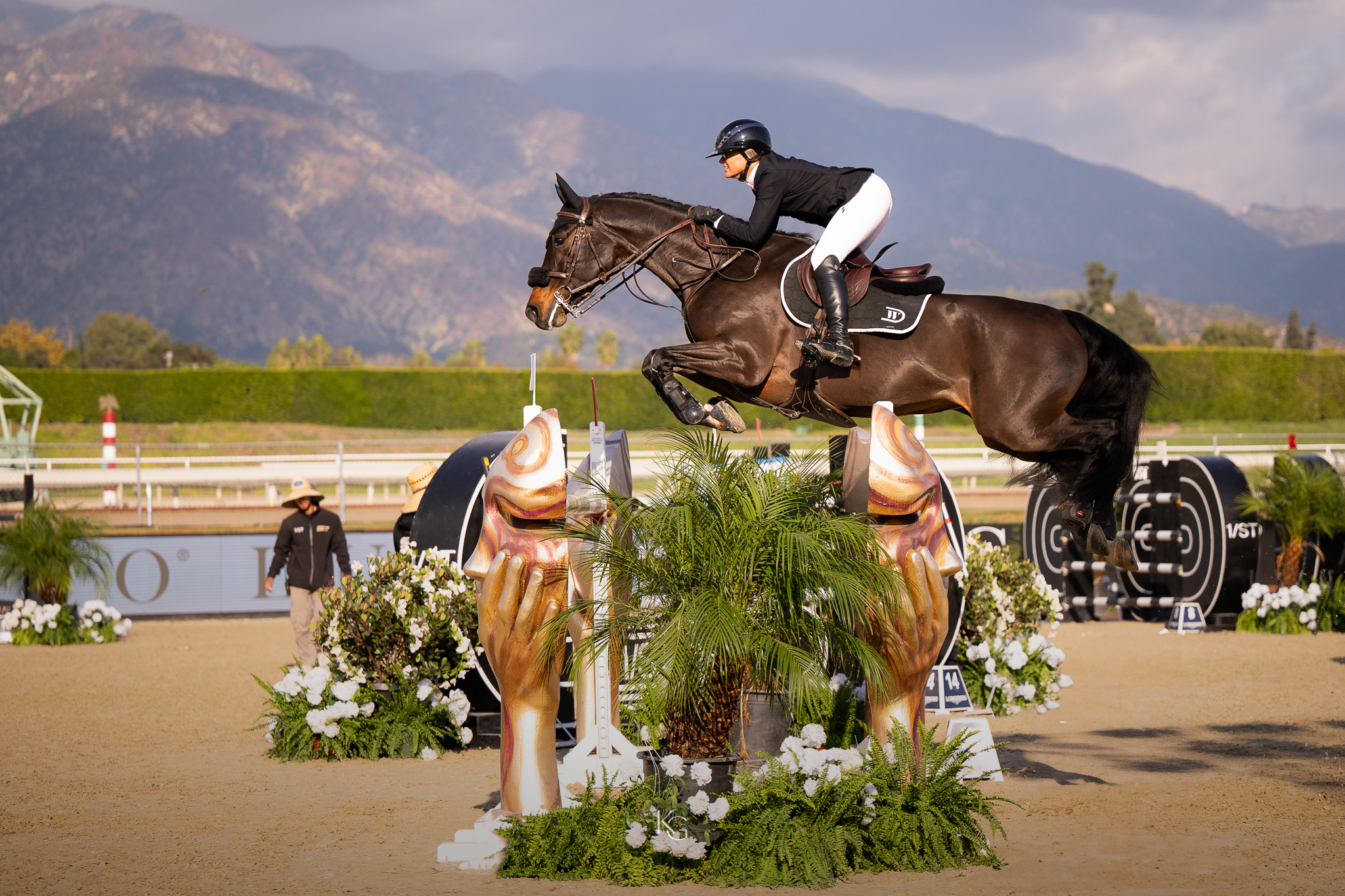 Elite Show Jumping at Santa Anita - Past The Wire